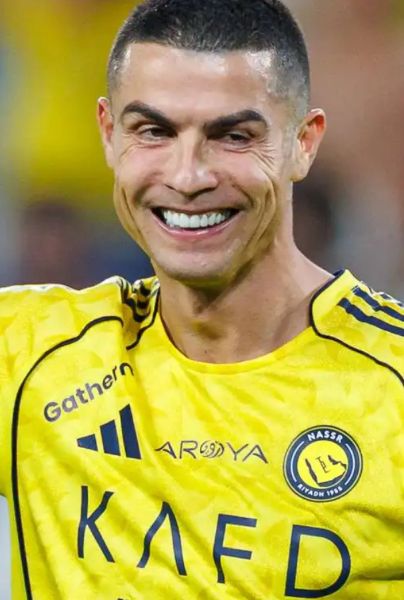 Dijo que jugar con Cristiano Ronaldo fue "surrealista" y aseguró: "Es ...